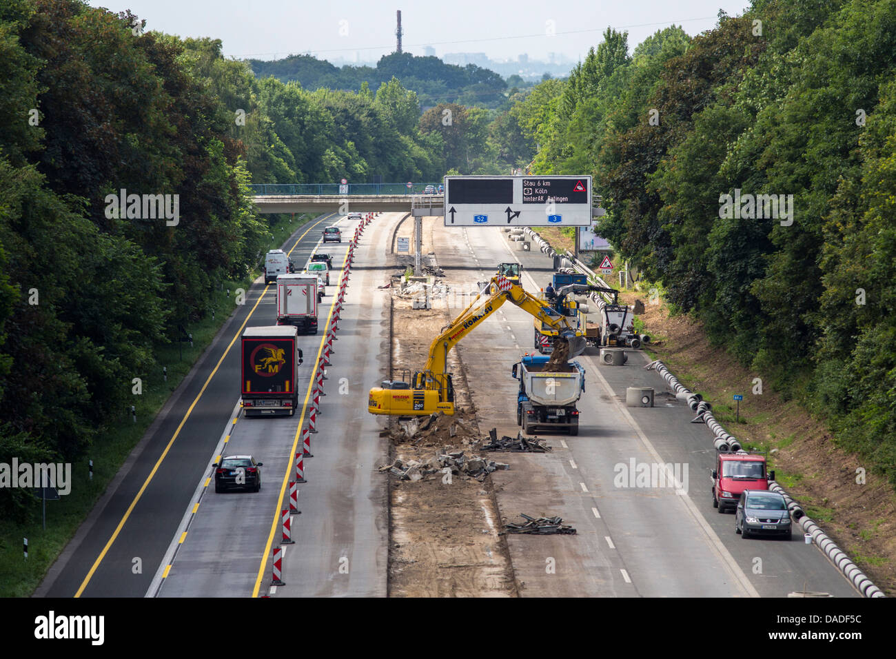 Autobahn arbeiten -Fotos und -Bildmaterial in hoher Auflösung – Alamy