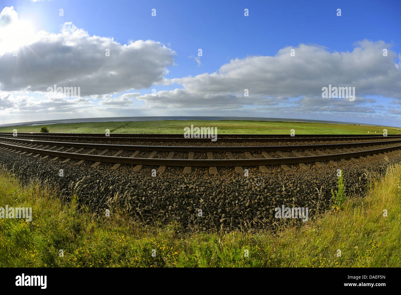 Deutschland eisenbahn gleise natur -Fotos und -Bildmaterial in hoher ...