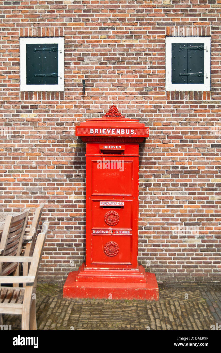 Netherlands post box -Fotos und -Bildmaterial in hoher Auflösung – Alamy