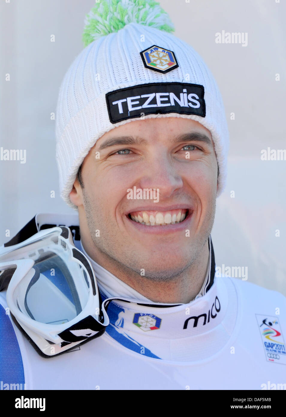 Gewinner der Goldmedaille Christof Innerhofer Italiens feiert auf der ...