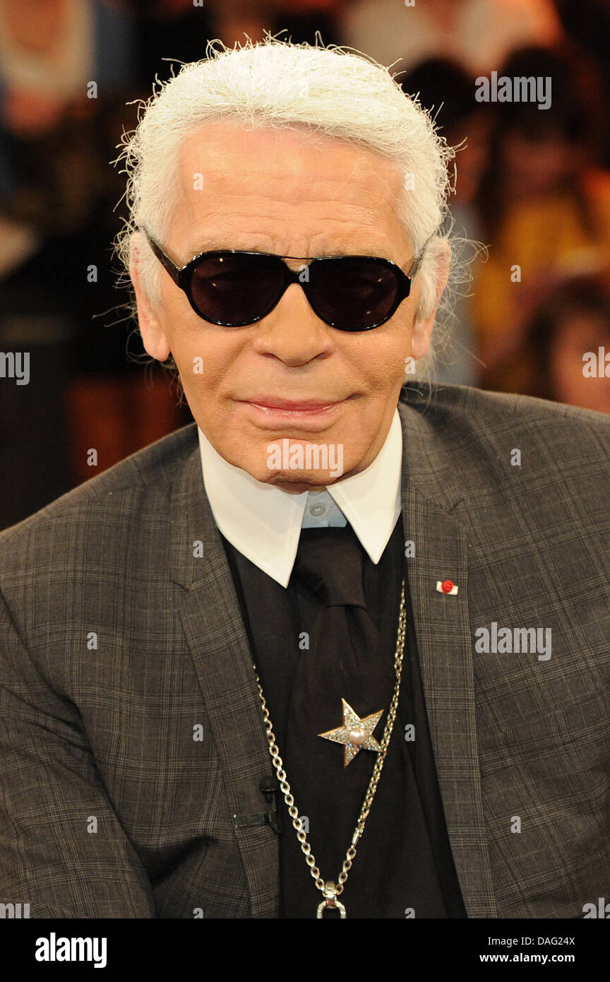 German fashion designer karl lagerfeld -Fotos und -Bildmaterial in ...