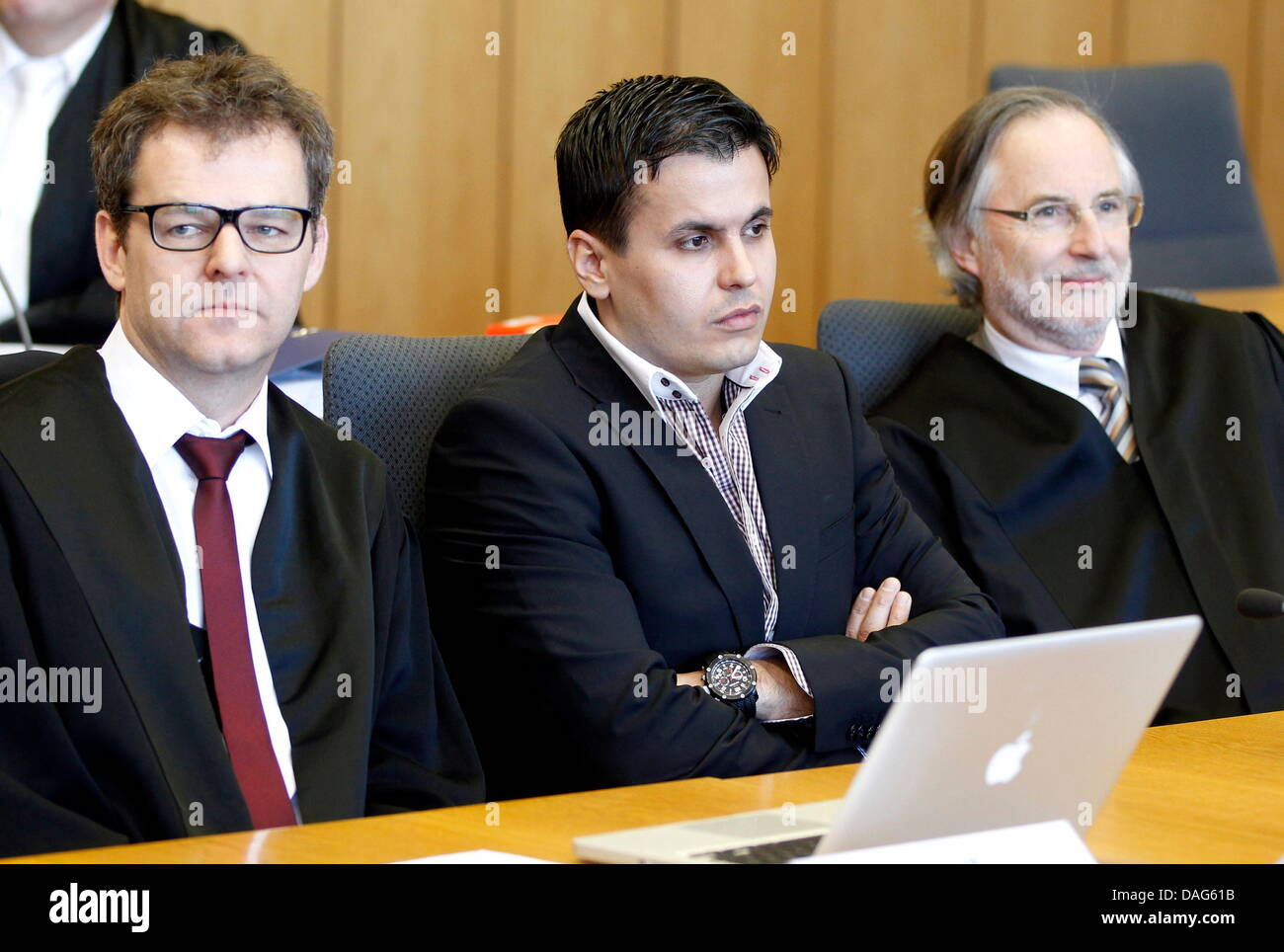 Rechtsanwalt pfeil -Fotos und -Bildmaterial in hoher Auflösung – Alamy