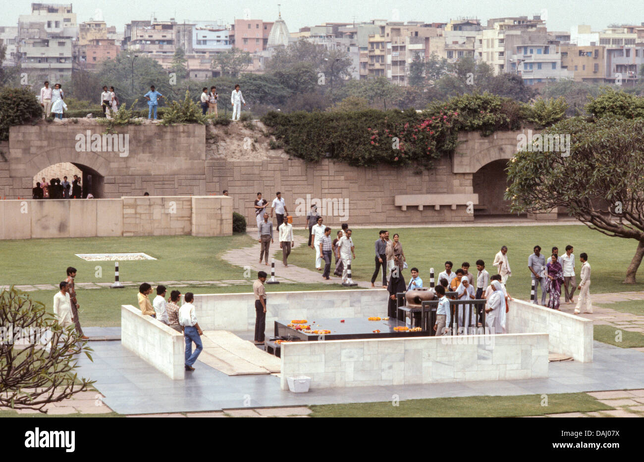 Raj Ghat, ein Denkmal für Mahatma Gandhi. Delhi. Indien Stockfotografie ...