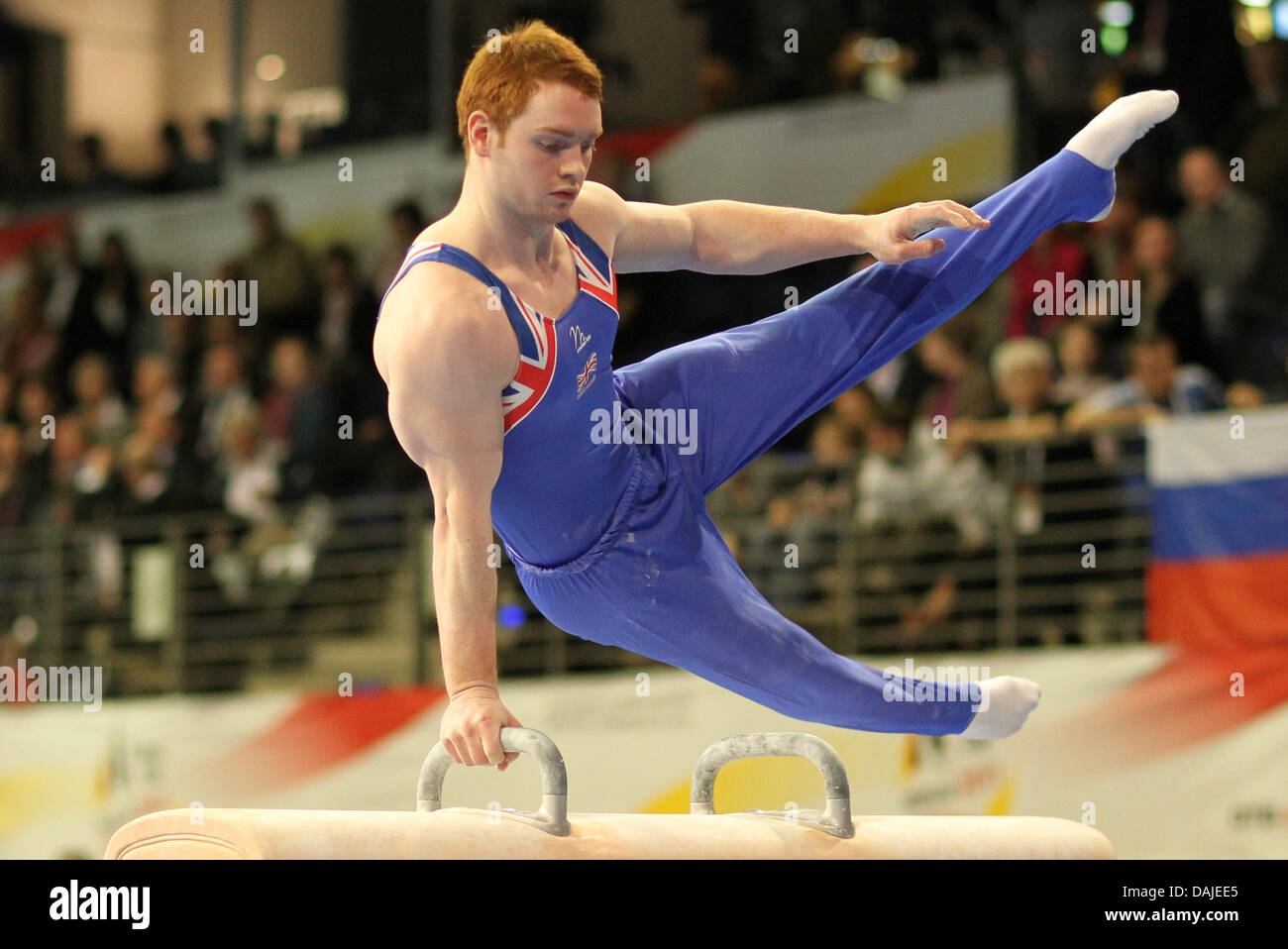 Gymastics vault -Fotos und -Bildmaterial in hoher Auflösung – Alamy