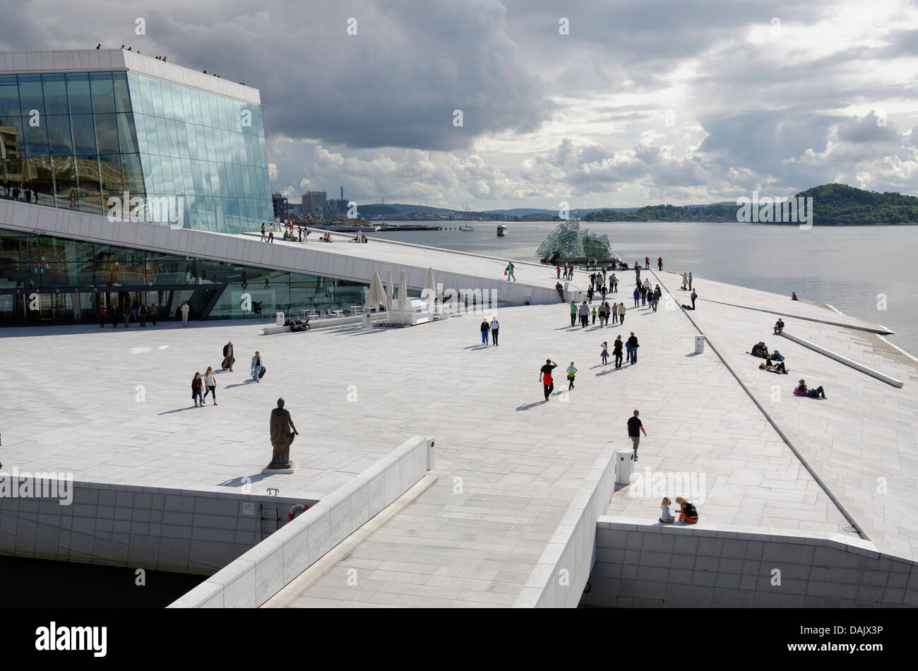 Das osloer opernhaus -Fotos und -Bildmaterial in hoher Auflösung – Alamy