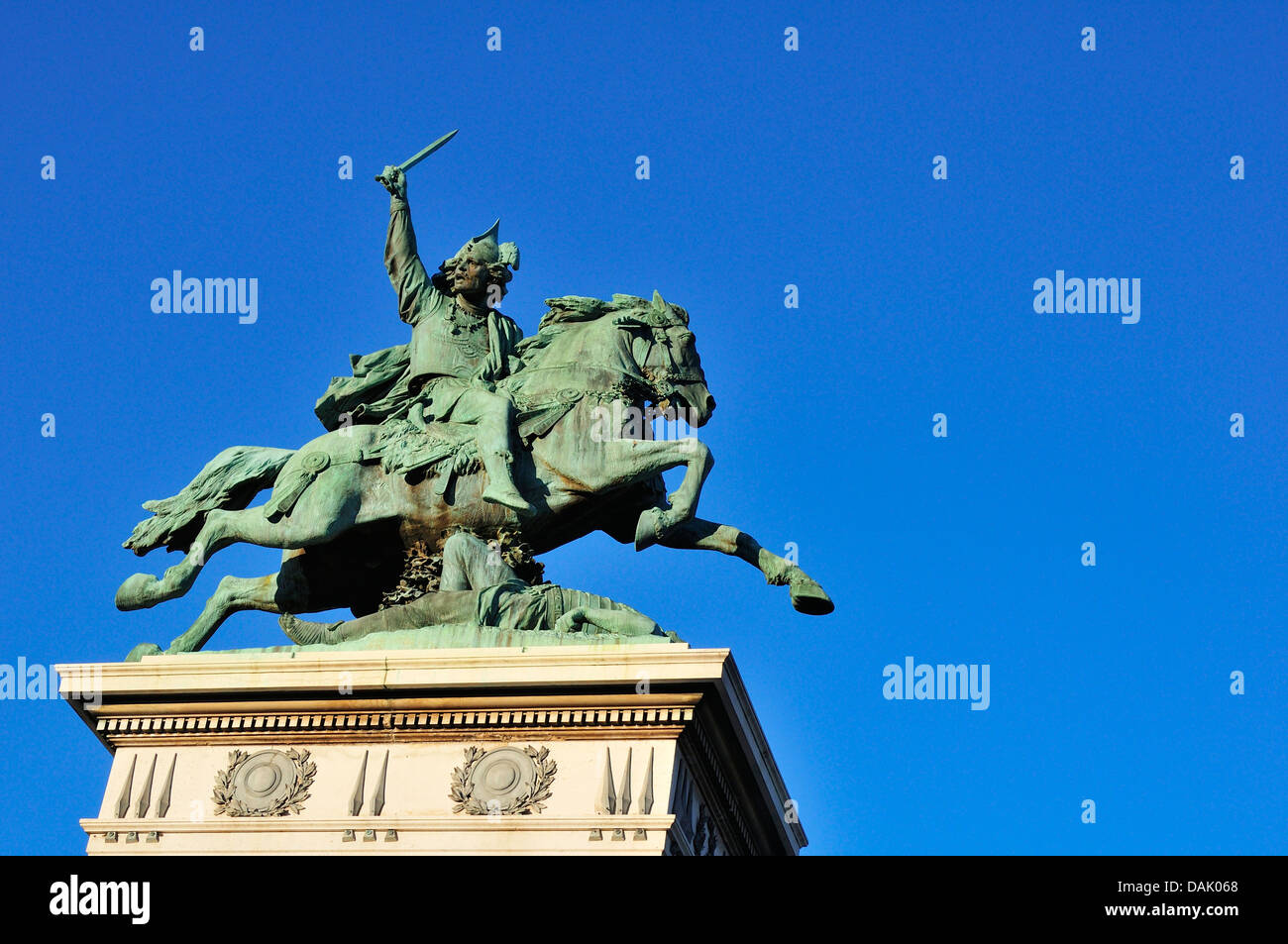 Statue von Vercingetorix in Place de gelegenes Stockfotografie - Alamy