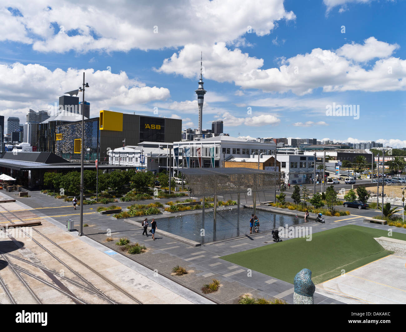 dh Wynyard Quarter AUCKLAND NEW ZEALAND Menschen Auckland Waterfront ...