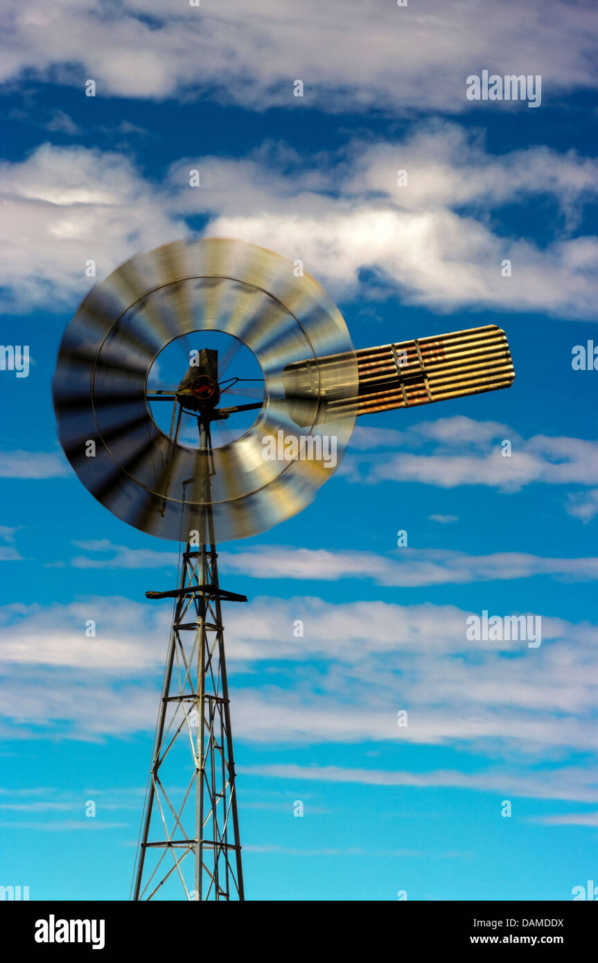 Wind pumpe -Fotos und -Bildmaterial in hoher Auflösung – Alamy