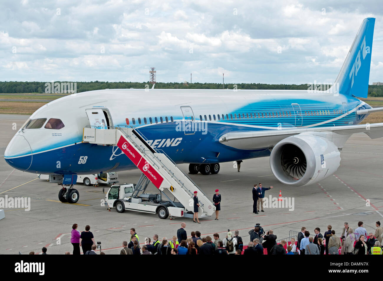 Der Neue Boeing 787 "Dreamliner" by bin Samstag (25.06.2011) Auf Dem ...
