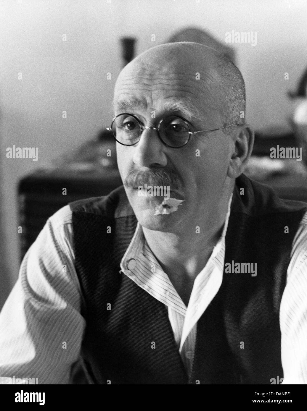 Die alf garnett saga 1972 warren mitchell -Fotos und -Bildmaterial in ...