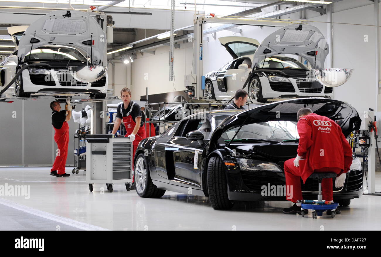Audi mitarbeiter -Fotos und -Bildmaterial in hoher Auflösung – Alamy