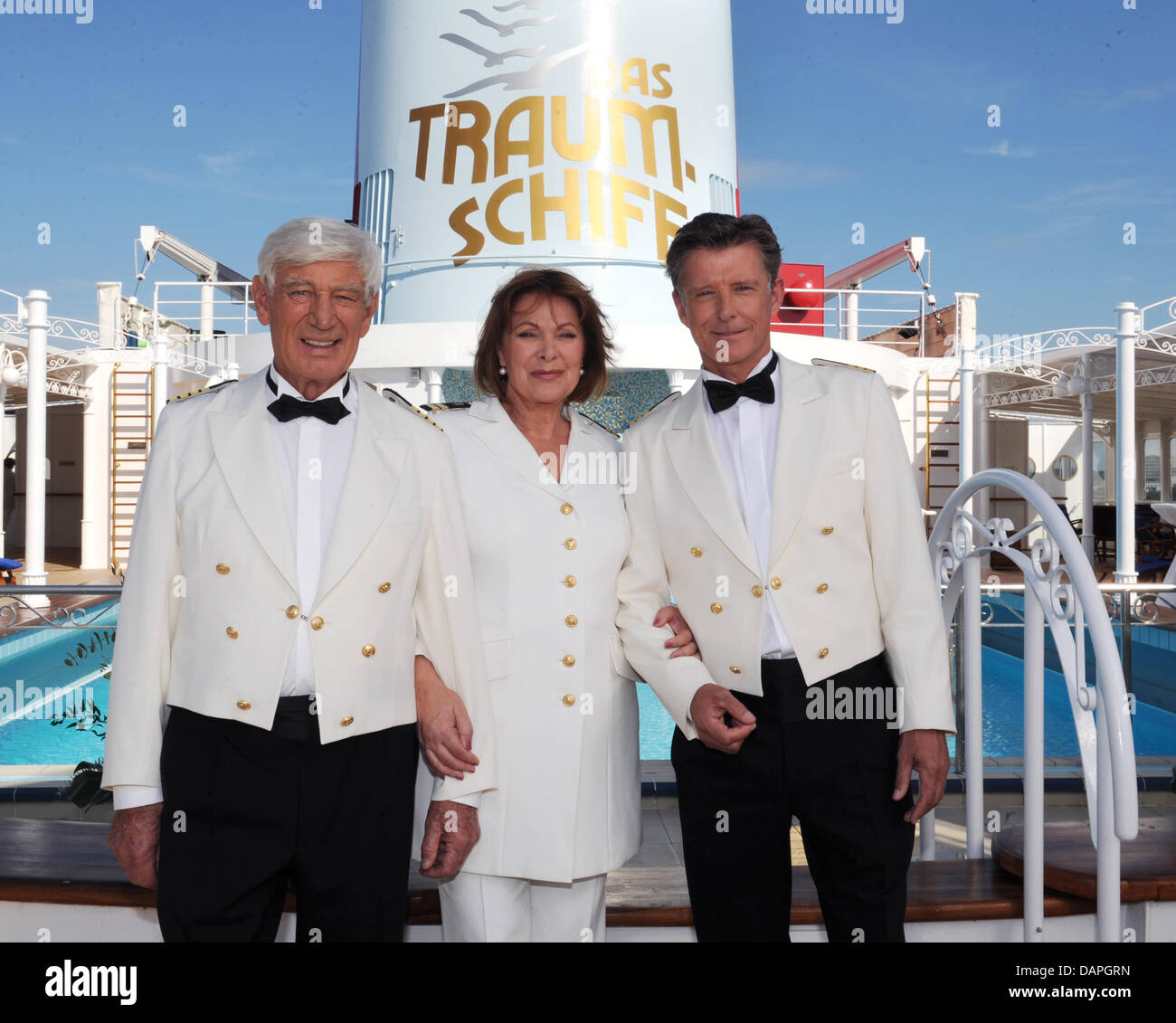 Schauspieler Siegfried Rauch (L-R, als Kapitän Paulsen), Heide Keller ...