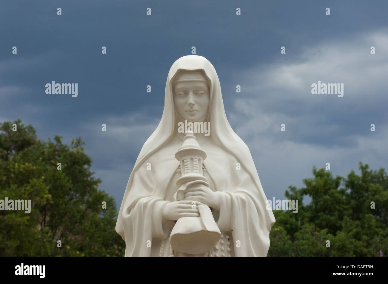 Franz von assisi und klara -Fotos und -Bildmaterial in hoher Auflösung – Alamy