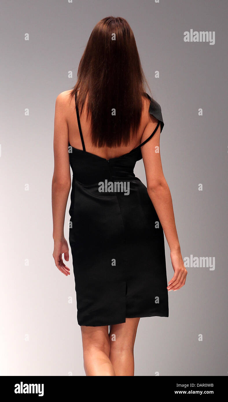 Serbian top model ana mihajlovic -Fotos und -Bildmaterial in hoher ...