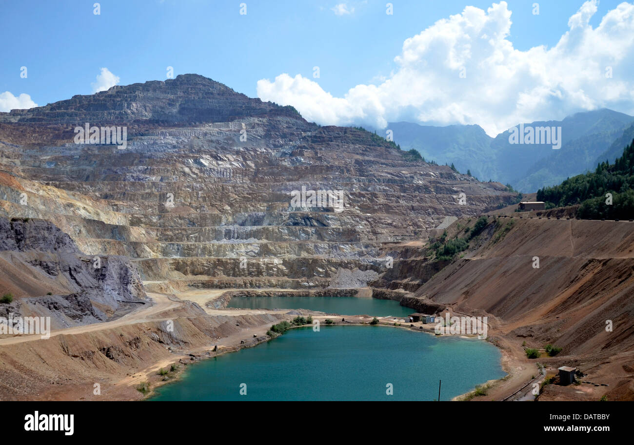 Erzberg ore mountain -Fotos und -Bildmaterial in hoher Auflösung – Alamy