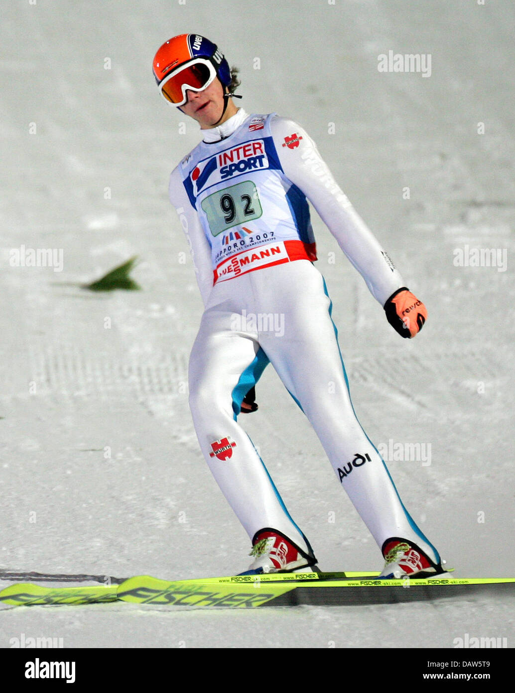 Team skispringen -Fotos und -Bildmaterial in hoher Auflösung – Alamy