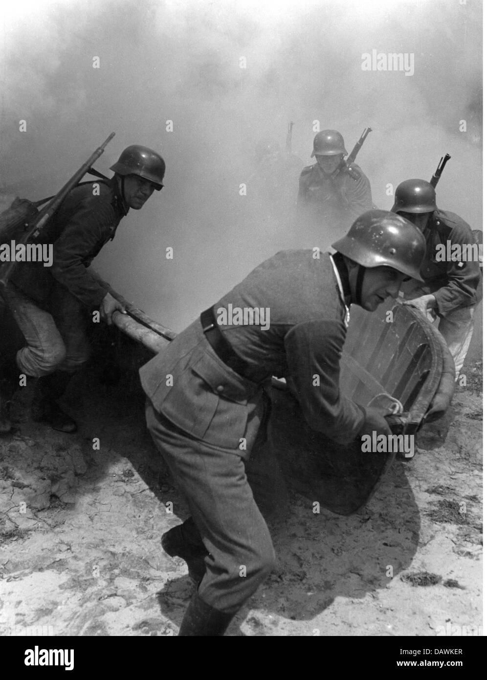 Wehrmacht, armee, pioniere -Fotos und -Bildmaterial in hoher Auflösung ...