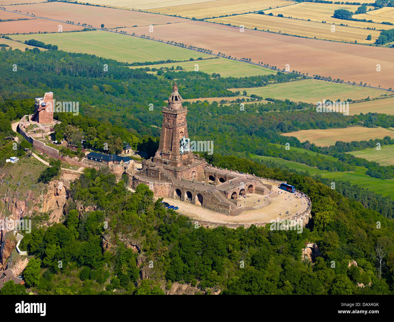Obere Burg, Barbarossa-Turm und Kyffhäuser-Denkmal, Kyffhäuser-Berg ...
