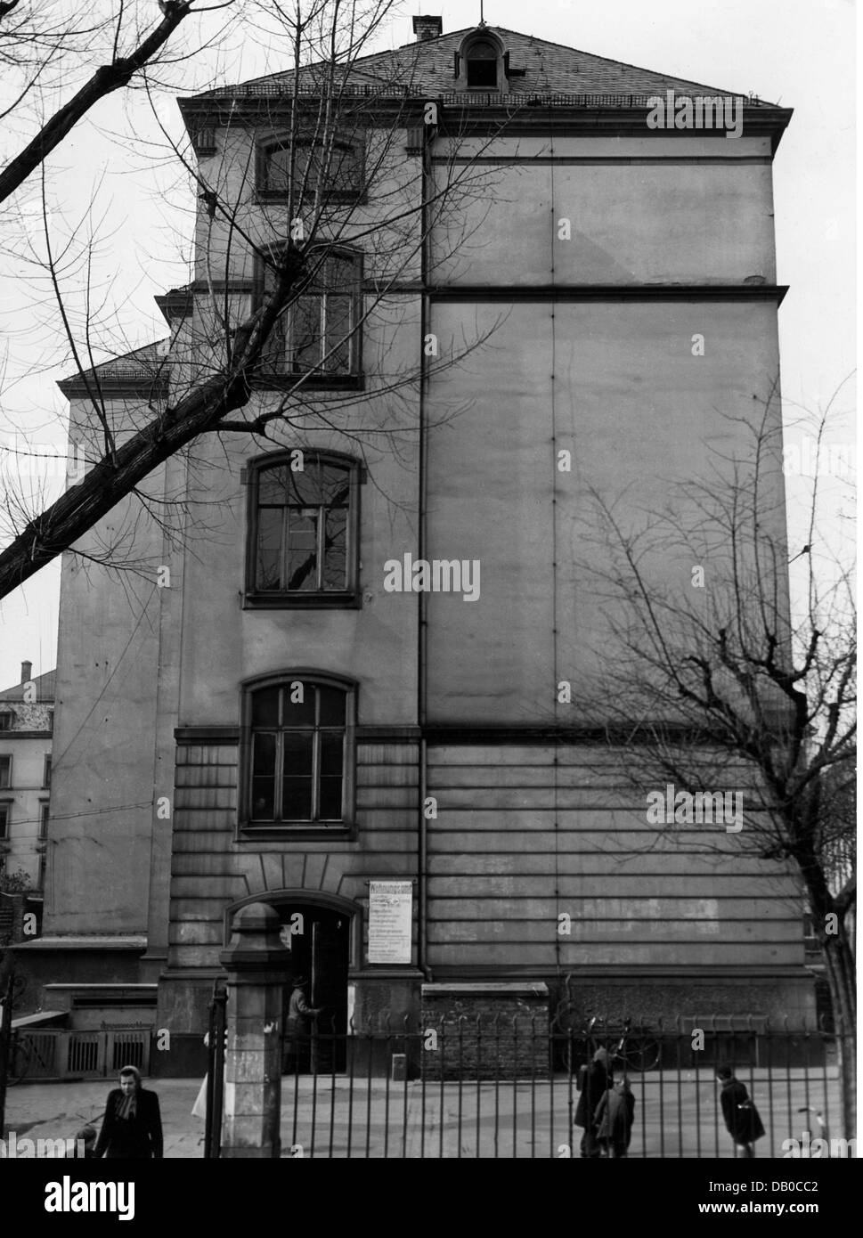 Besetzung der nachkriegszeit Schwarzweiß-Stockfotos und -bilder - Alamy