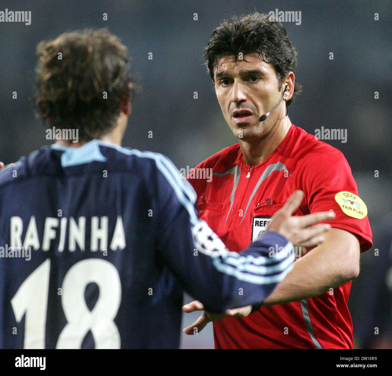 Massimo busacca schiedsrichter -Fotos und -Bildmaterial in hoher ...