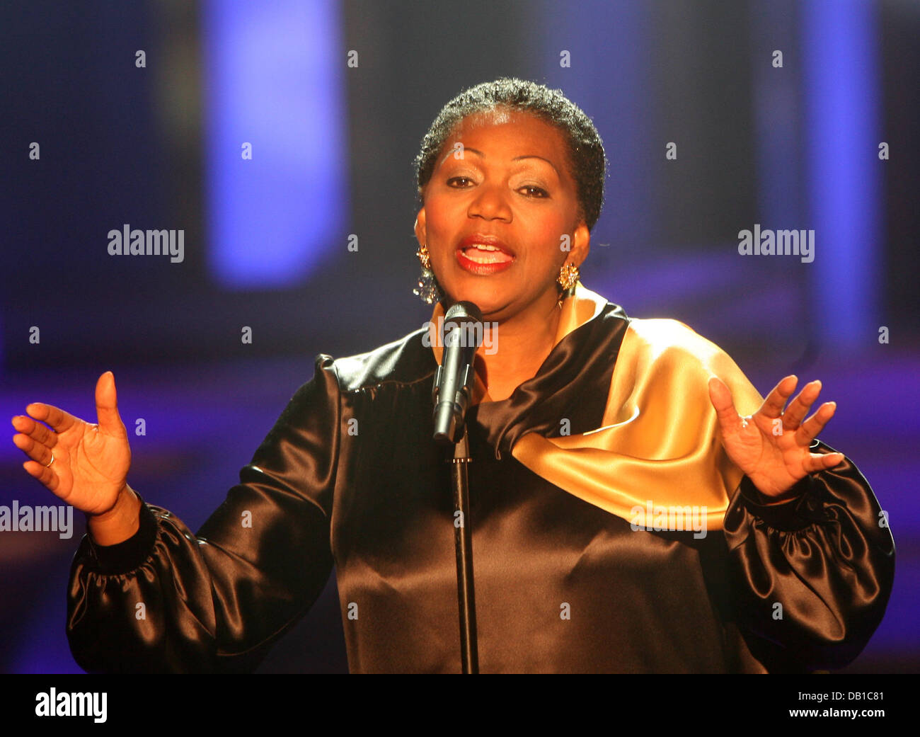 Lead singer boney m -Fotos und -Bildmaterial in hoher Auflösung – Alamy