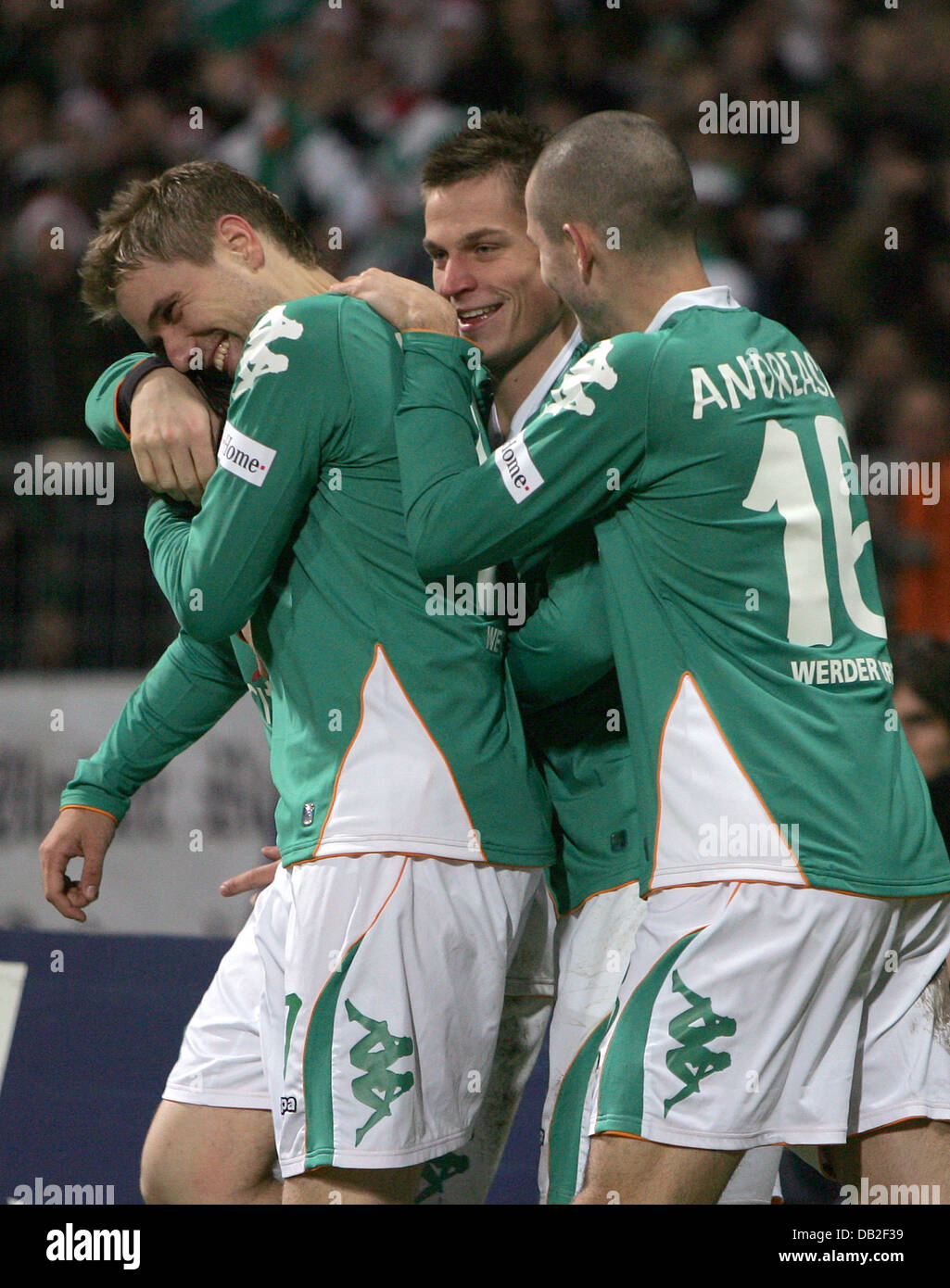 Bremen (R-L) Leon Andreasen (Dänemark), Markus Rosenberg (Schweden) und ...