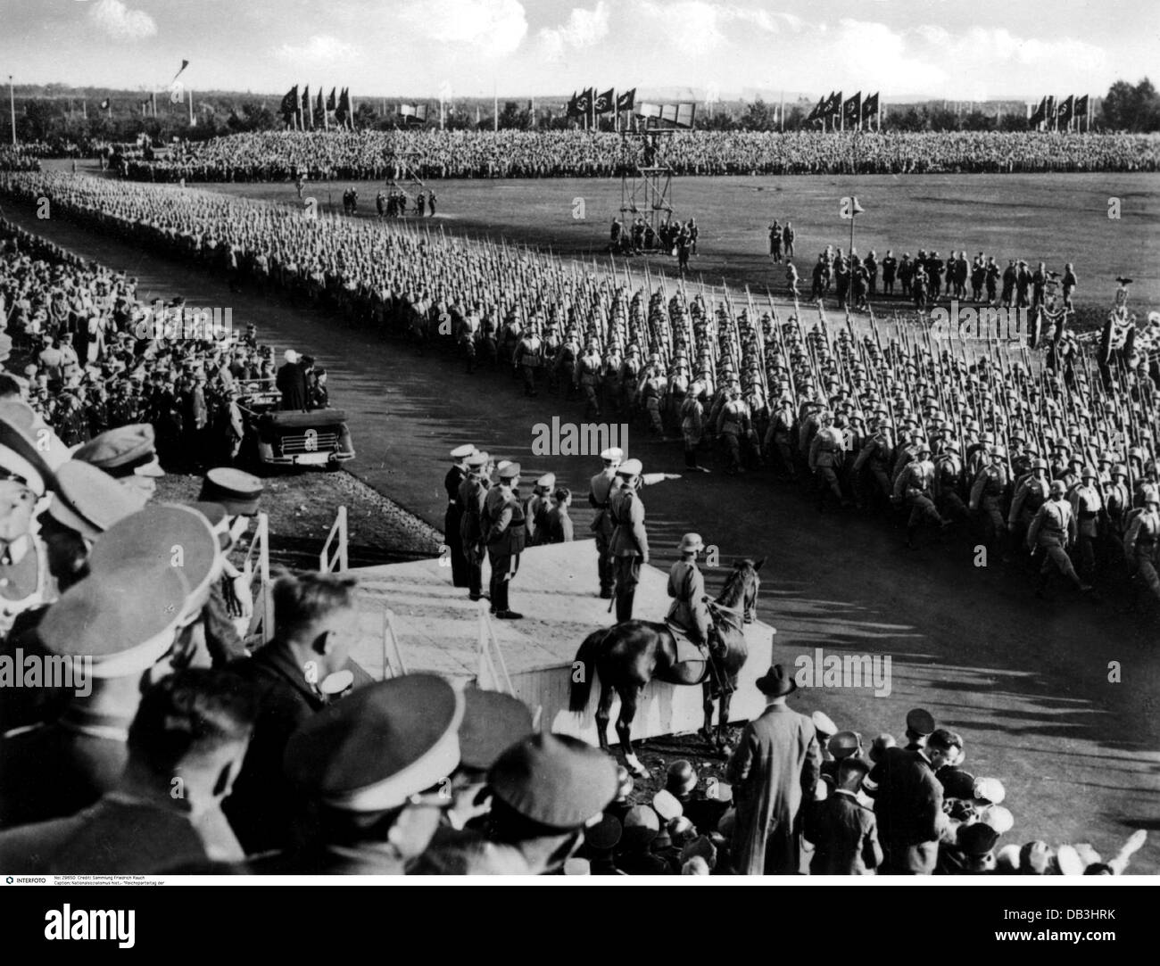 Hitlers Rede An Die Jugend 1935 Analyse