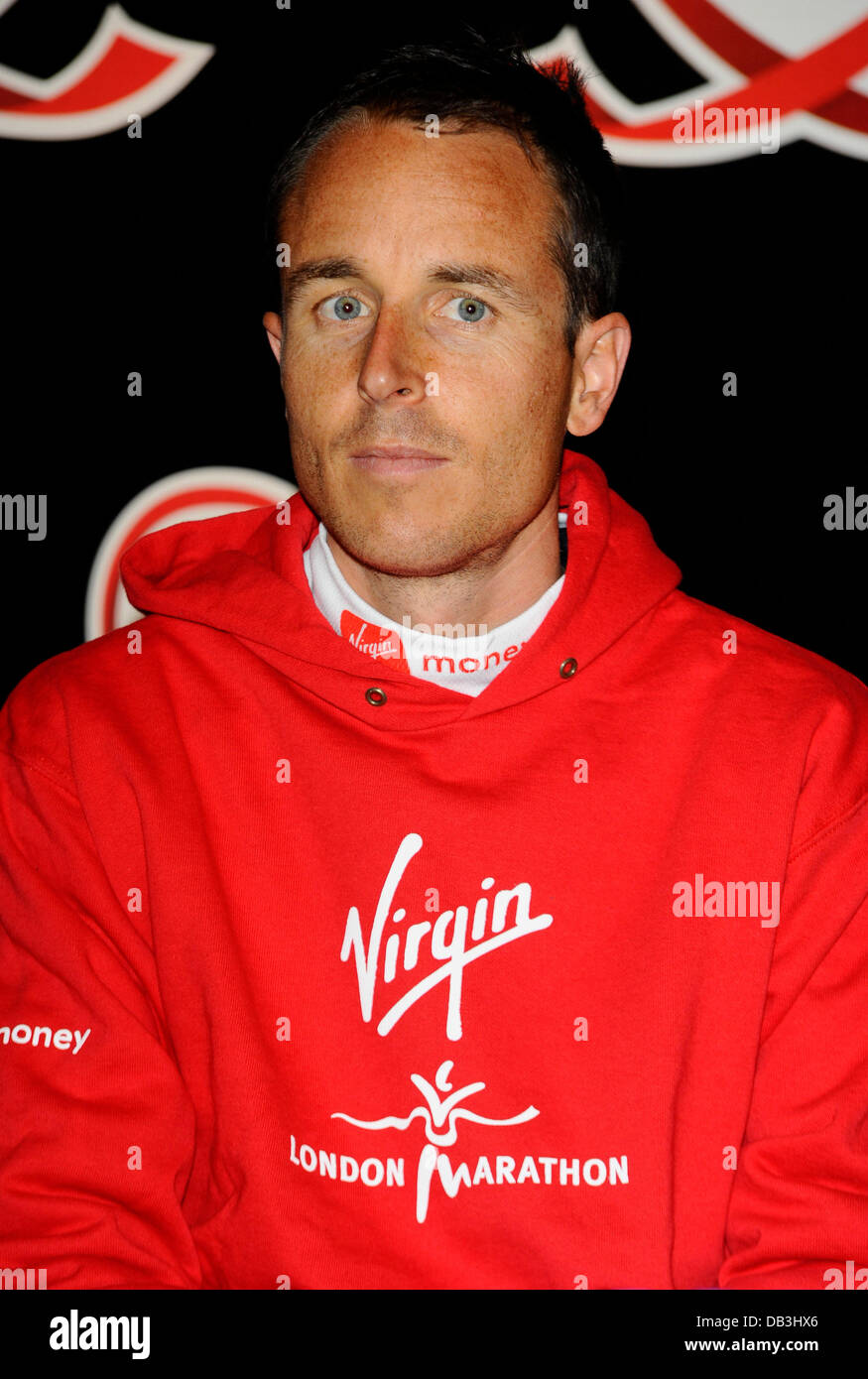Viktor Rothlin Virgin London Marathon 2011 Fototermin und eine ...