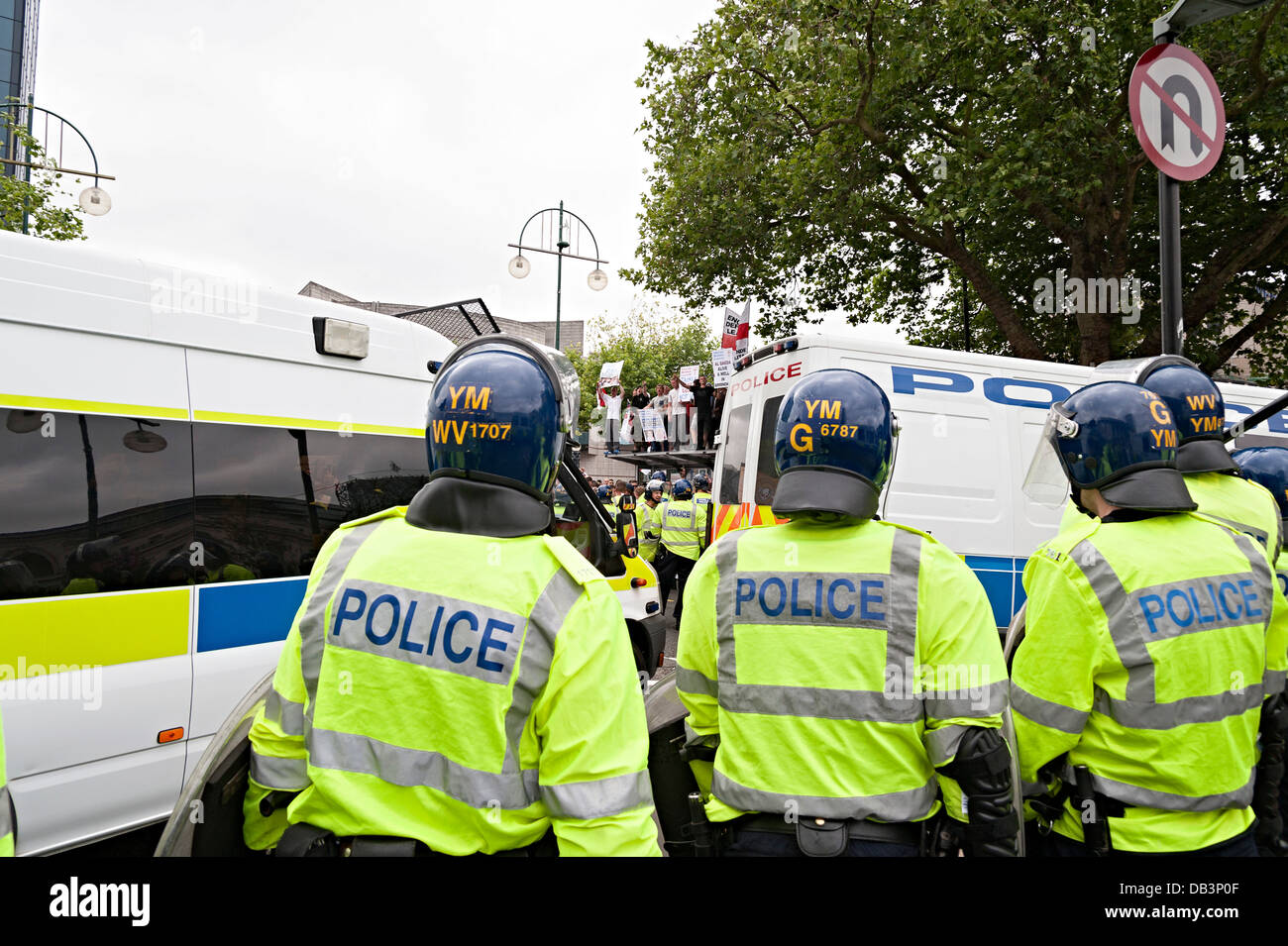 Birmingham edl bereitschaftspolizei demonstrationspolizei -Fotos und ...