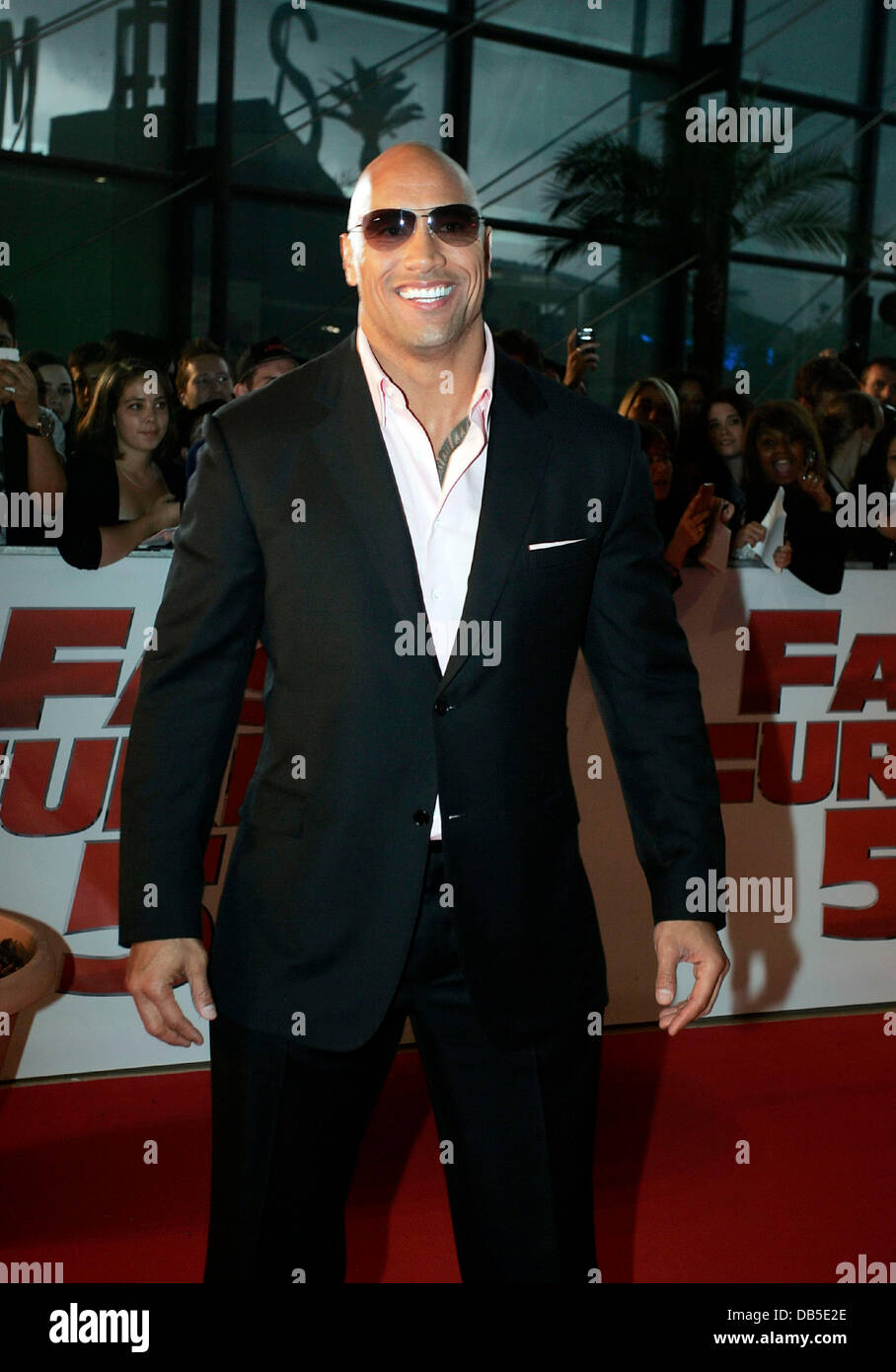 Dwayne Johnson alias The Rock die französische Premiere von besucht ...