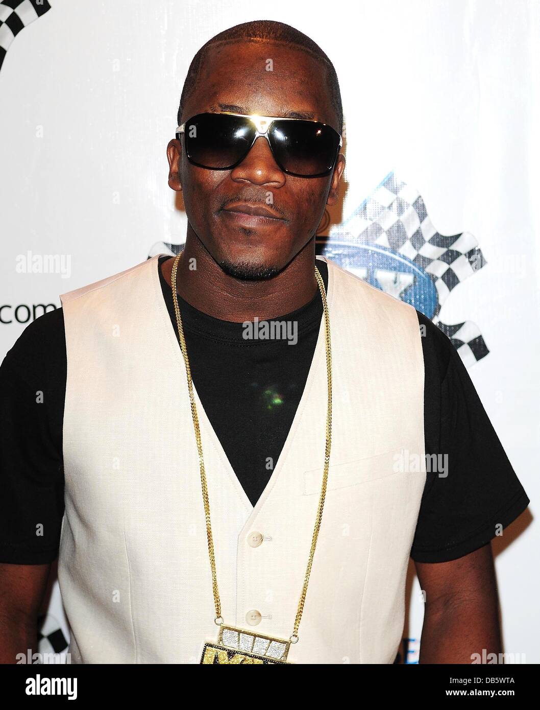 Rapper Iyaz Rallye für Kinder mit Krebs Scavenger Cup - starten Sie ...