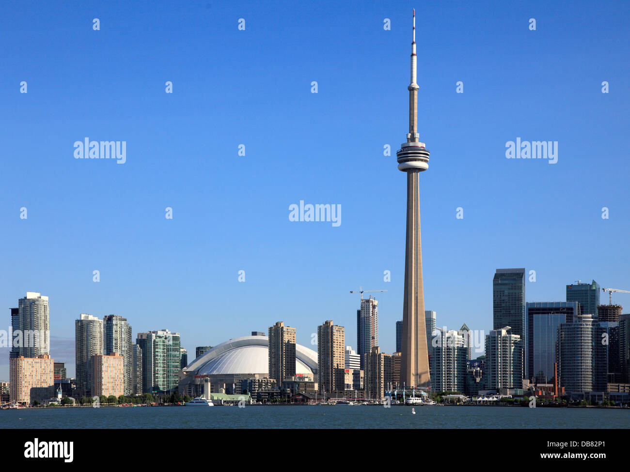 Kanada, Ontario, Toronto, Skyline, Rogers Centre, CN Tower ...