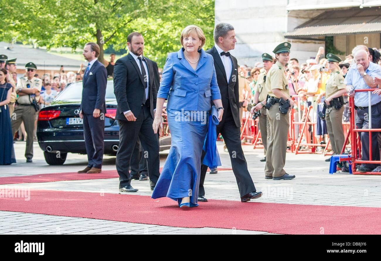 Bayreuth, Deutschland. 25. Juli 2013. Deutsche Bundeskanzlerin Angela ...