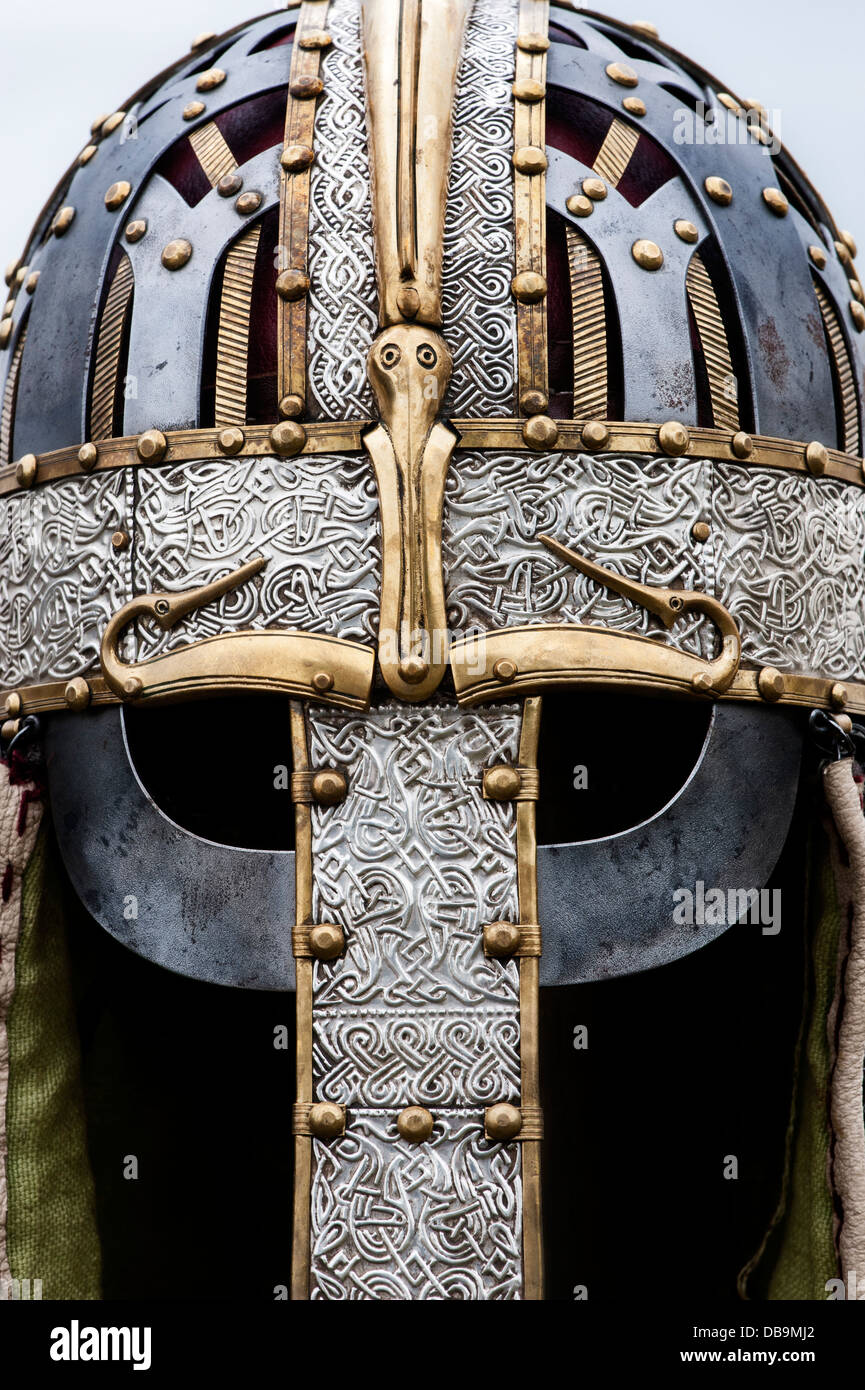 Anglo-Saxon Replica Helm von Soldaten getragen Stockfotografie - Alamy
