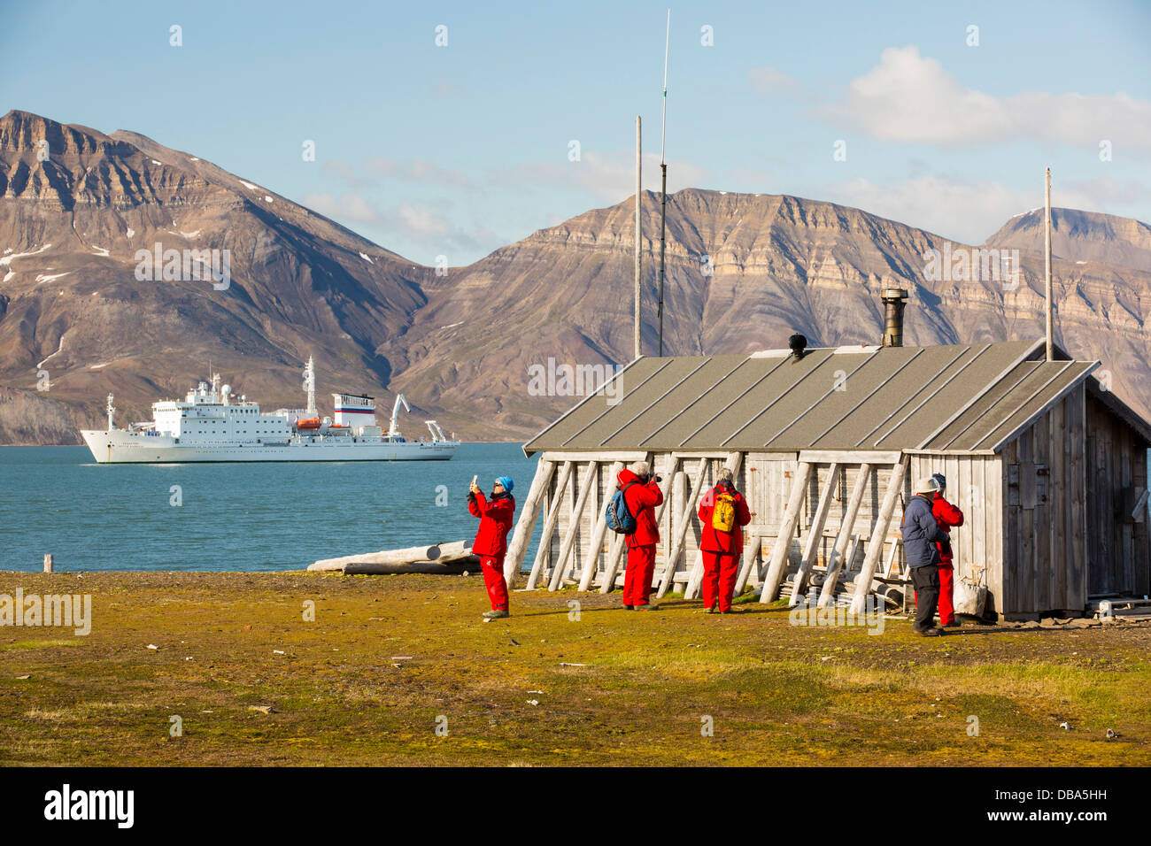 Van mijenfjorden -Fotos und -Bildmaterial in hoher Auflösung – Alamy