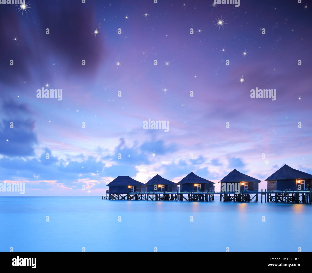 Sternenhimmel über Wasser Villa Ferienhäuser auf Insel Kuredu ...