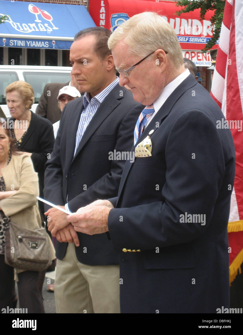 Gemeinderat peter vallone jr -Fotos und -Bildmaterial in hoher ...