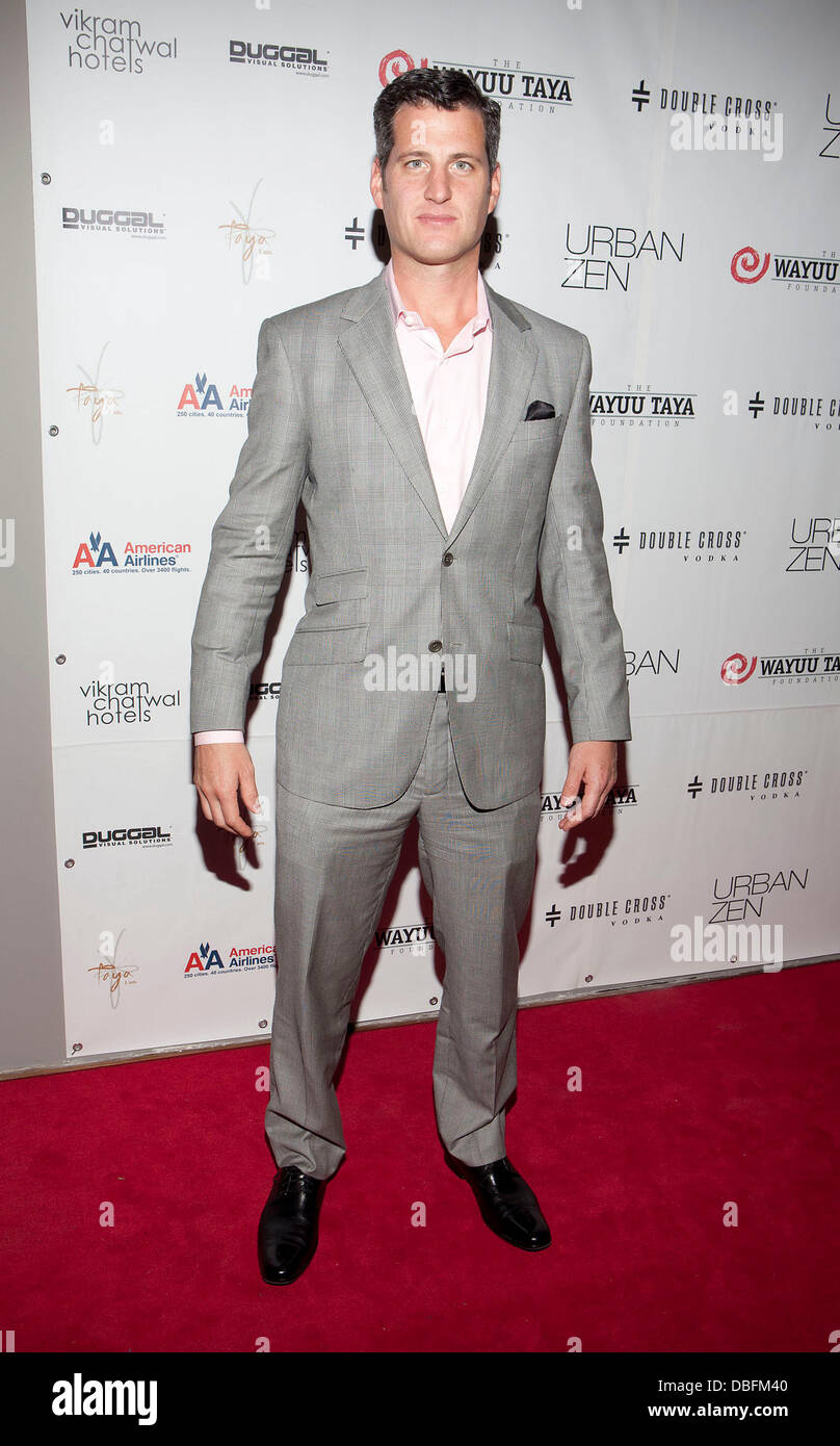 Malcolm M. Lloyd statt 8. Wayuu Taya Foundation Gala im Urban Zen an ...