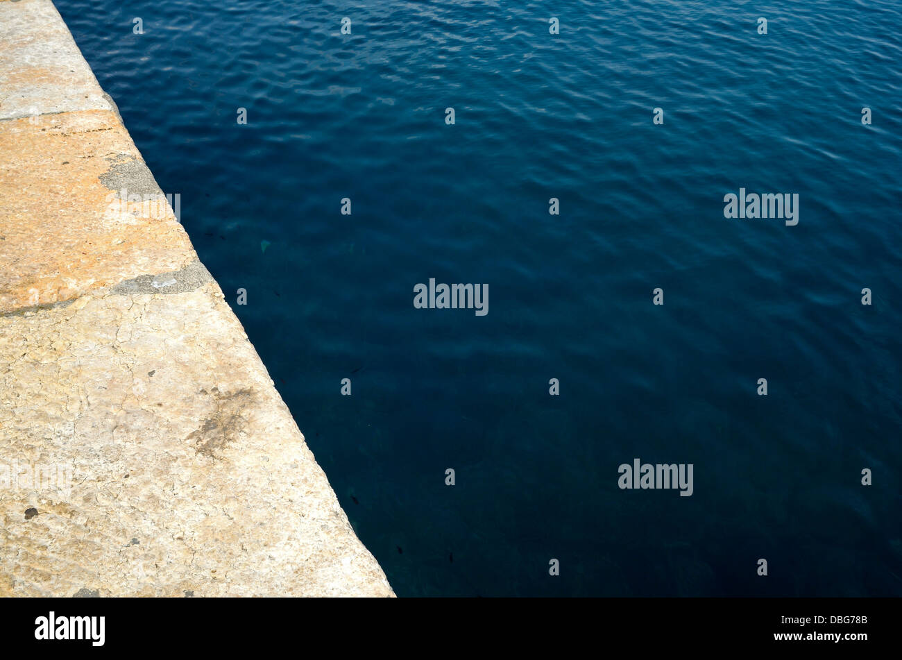 Meer von steinen -Fotos und -Bildmaterial in hoher Auflösung – Alamy