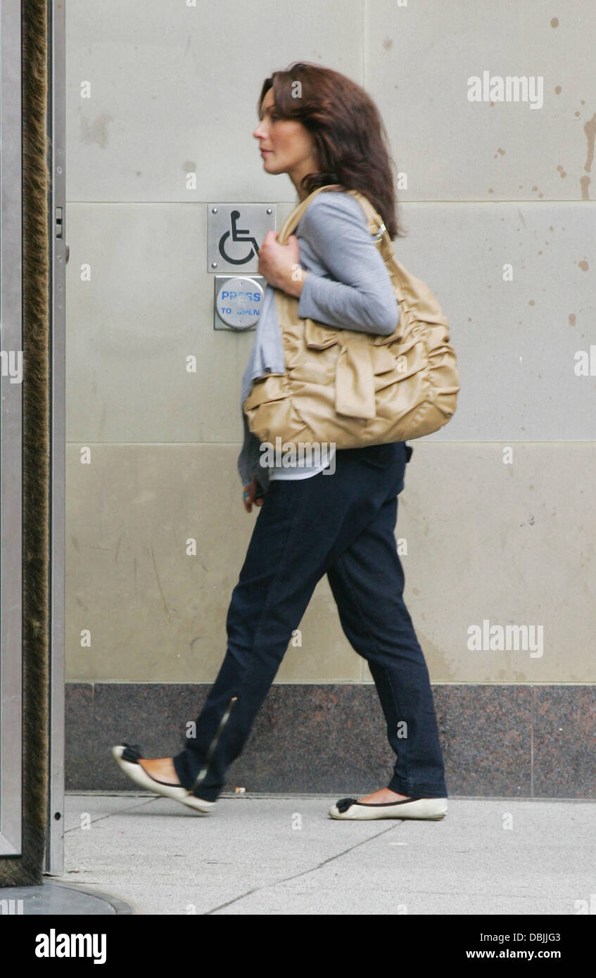 Ankommende leeds crown court -Fotos und -Bildmaterial in hoher ...