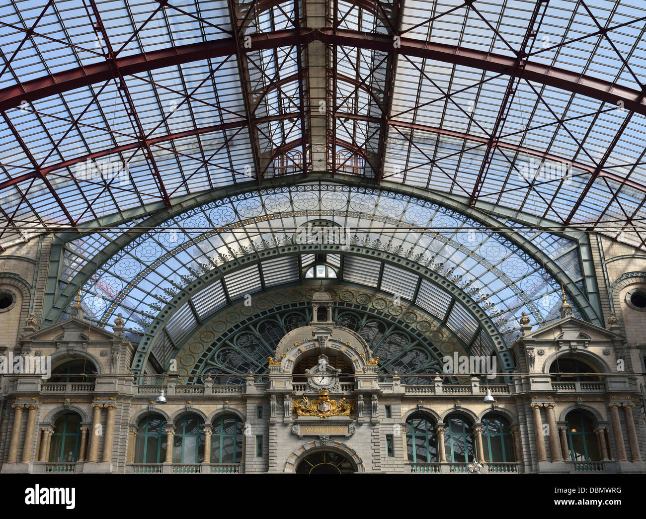 Hauptbahnhof antwerpen centraal -Fotos und -Bildmaterial in hoher ...