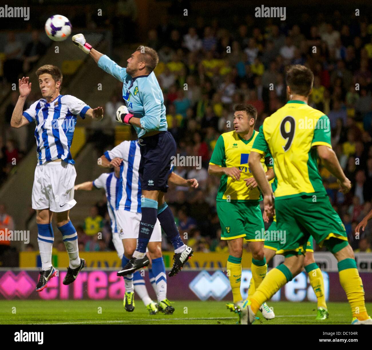 Norwich, Vereinigtes Königreich. 6. August 2013. Norwich Torhüter Mark ...
