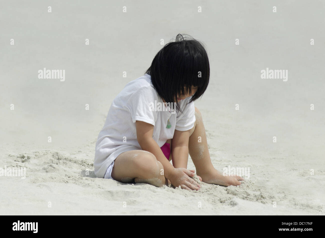 Sandinsel spielen -Fotos und -Bildmaterial in hoher Auflösung – Alamy