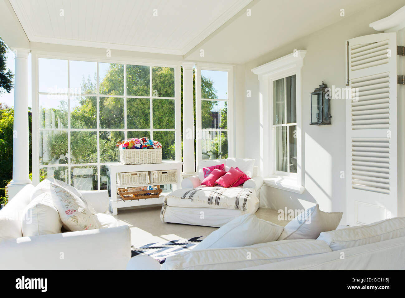 Veranda design -Fotos und -Bildmaterial in hoher Auflösung – Alamy