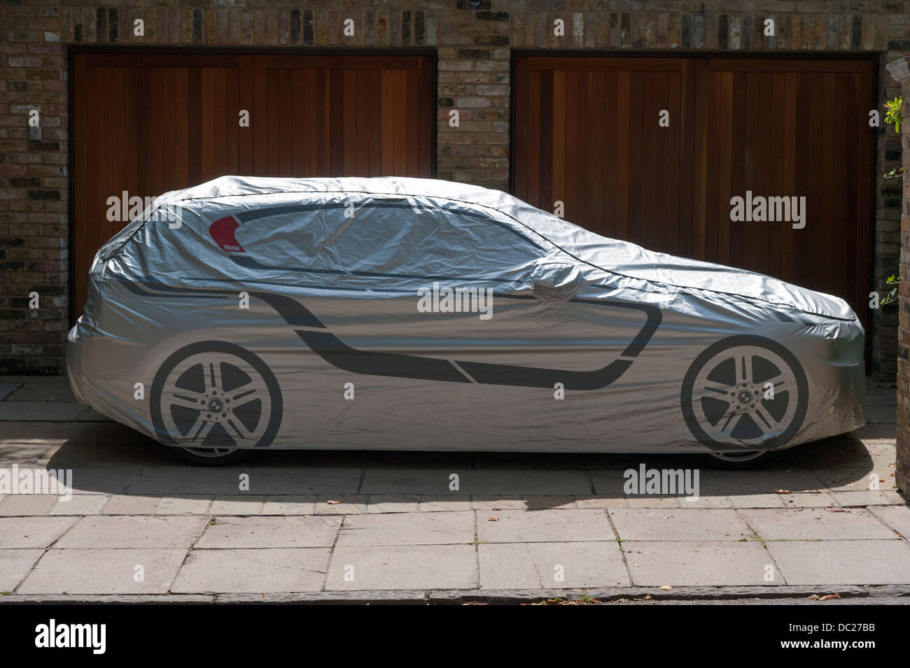 Grafisches auto -Fotos und -Bildmaterial in hoher Auflösung – Alamy