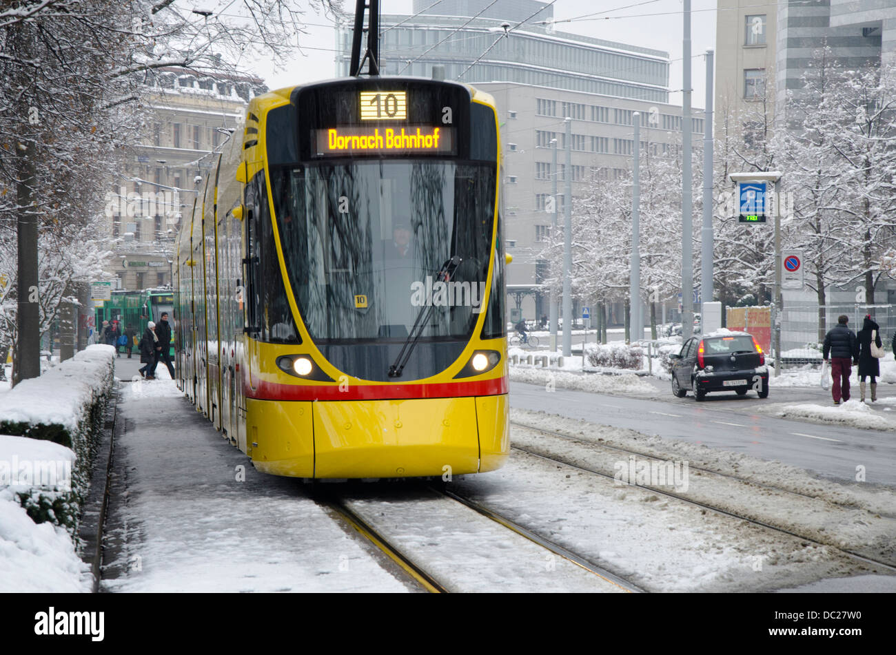 Basel town city winter snow -Fotos und -Bildmaterial in hoher Auflösung ...
