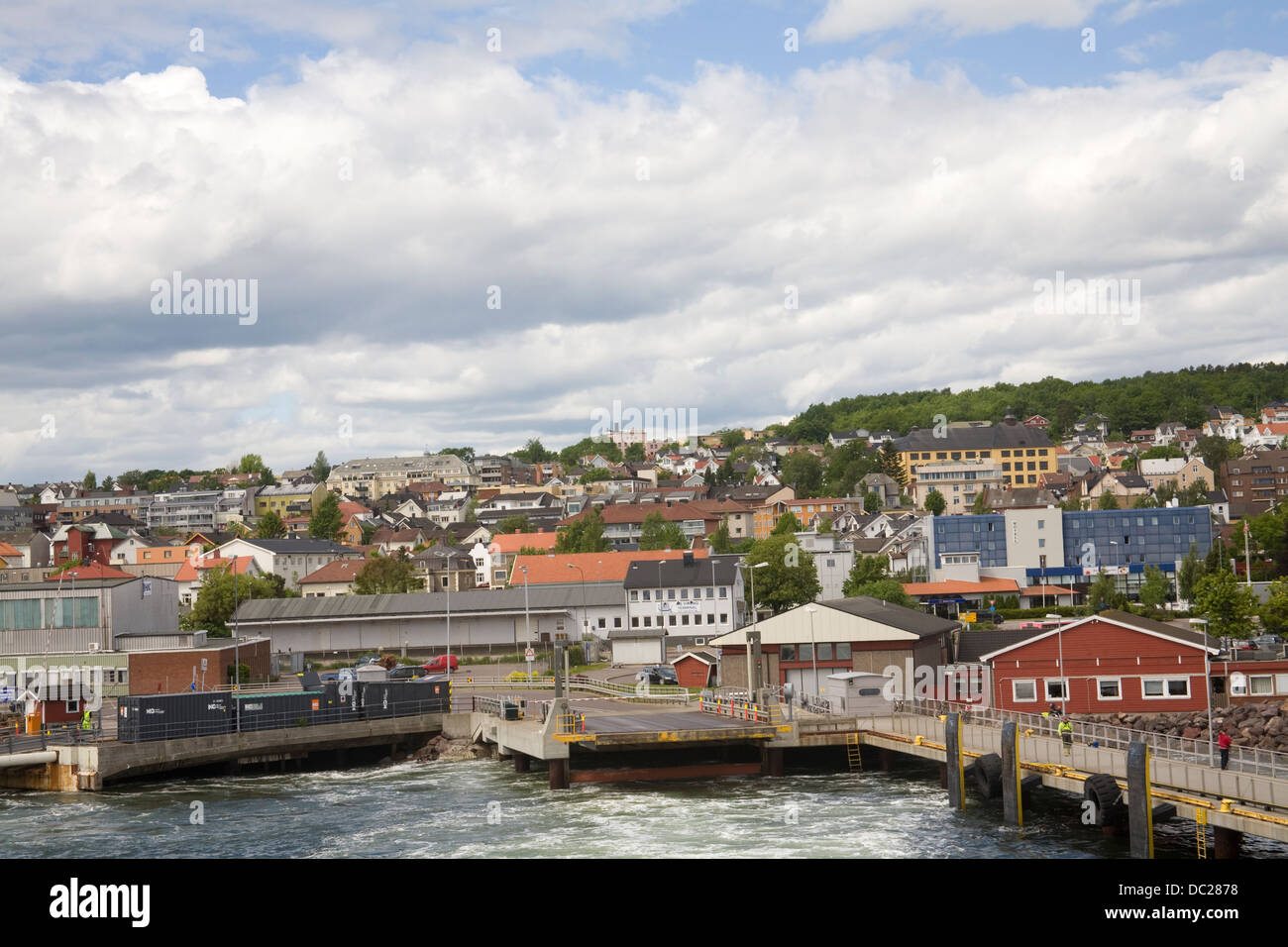 Horten Vestfold Norwegen Europa Blick zurück in den Hafen von Horten zu ...