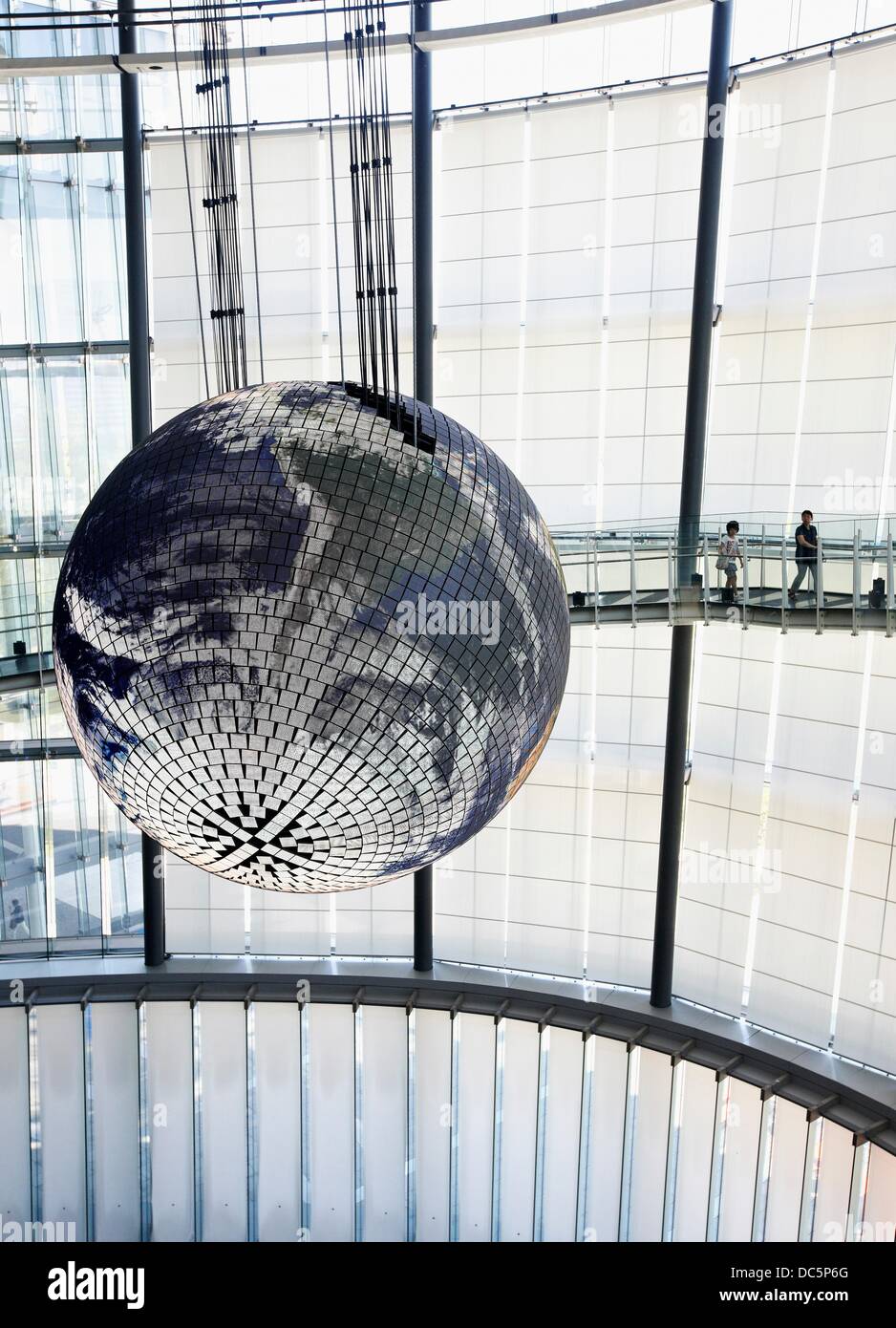 Symbol-Ausstellung Geo Kosmos, Miraikan, National Museum of Emerging ...