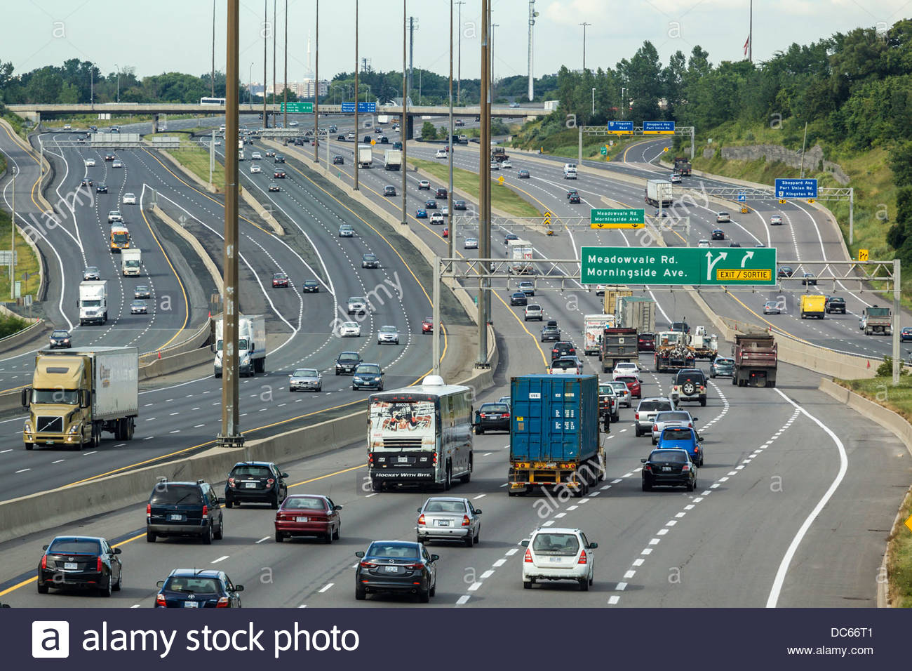 Multi Lane Stockfotos und -bilder Kaufen - Alamy