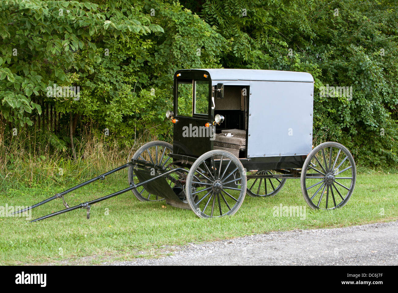 Mennonite buggy -Fotos und -Bildmaterial in hoher Auflösung – Alamy